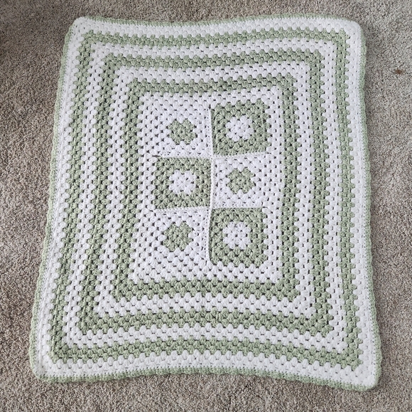 Linus Project | Bedding | White And Sage Project Linus Crocheted Granny ...